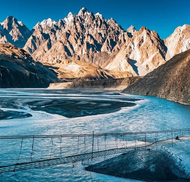 Best 8 Days Hunza valley Honeymoon Tour Package 2026